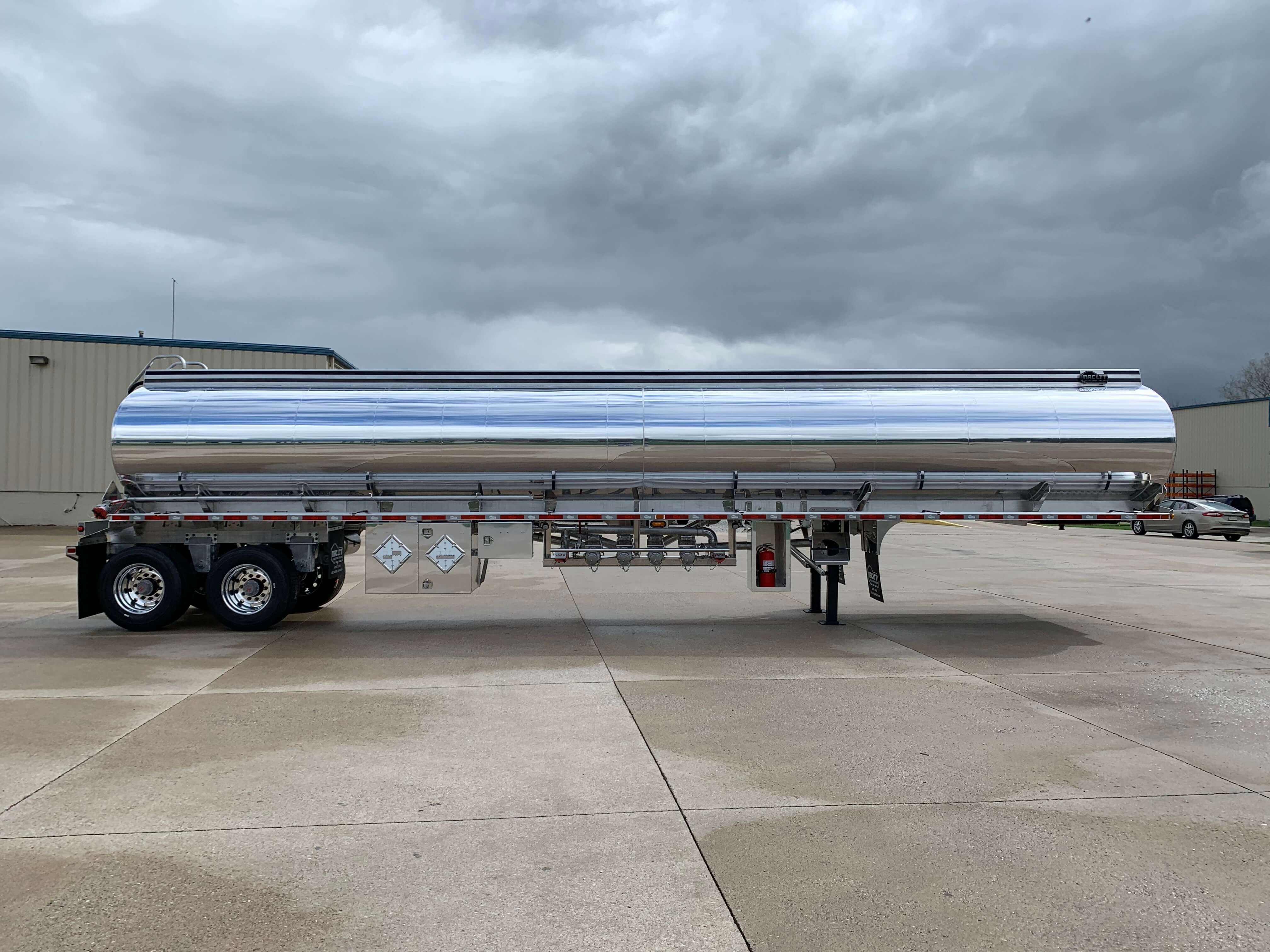 MAC LTT Tank Trailers | Amston Trailer Sales